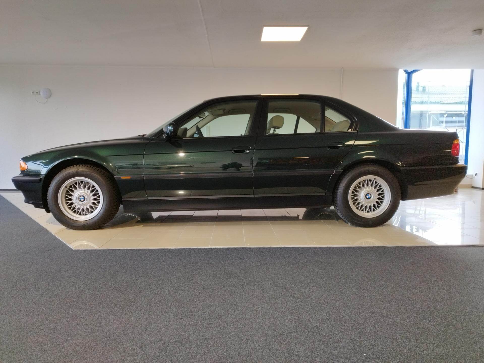 BMW 735 iA V8 e38, Youngtimer von 2000 - My Next Classic